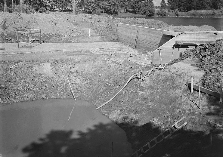 Lardex - SVØMMESTADION